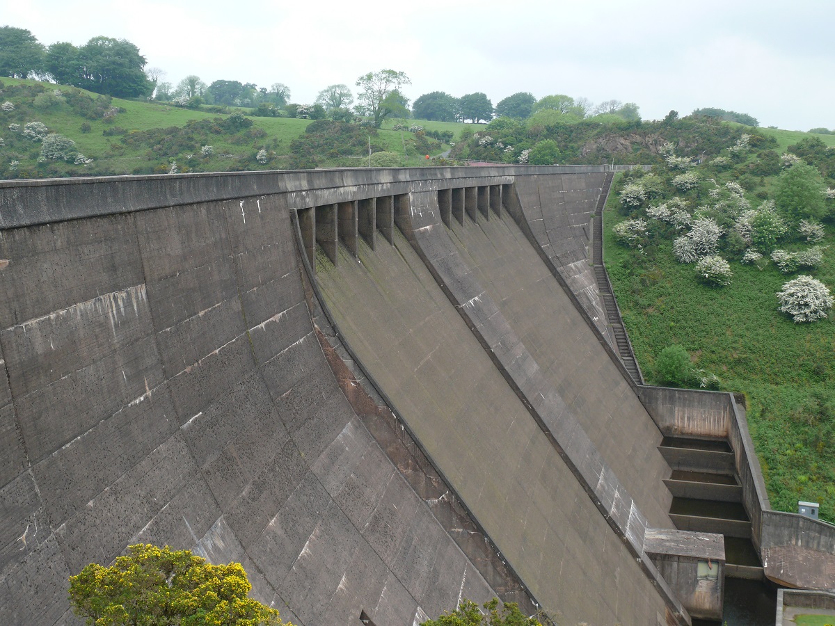 Meldon Reservoir and Dam | treksandtors