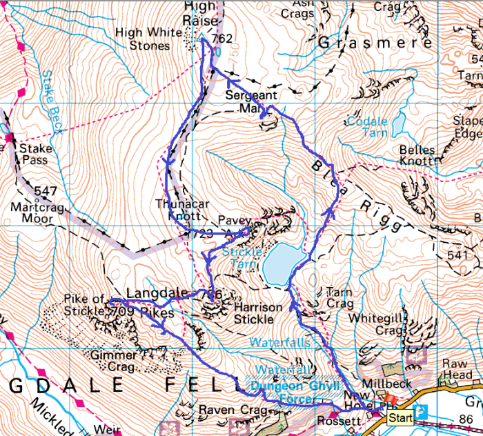 The Langdale Pikes | treksandtors