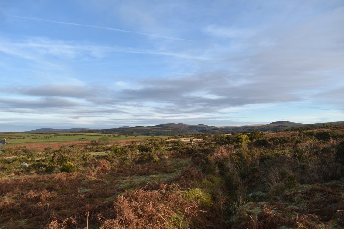 3 crosses and a Gutter Tor | treksandtors