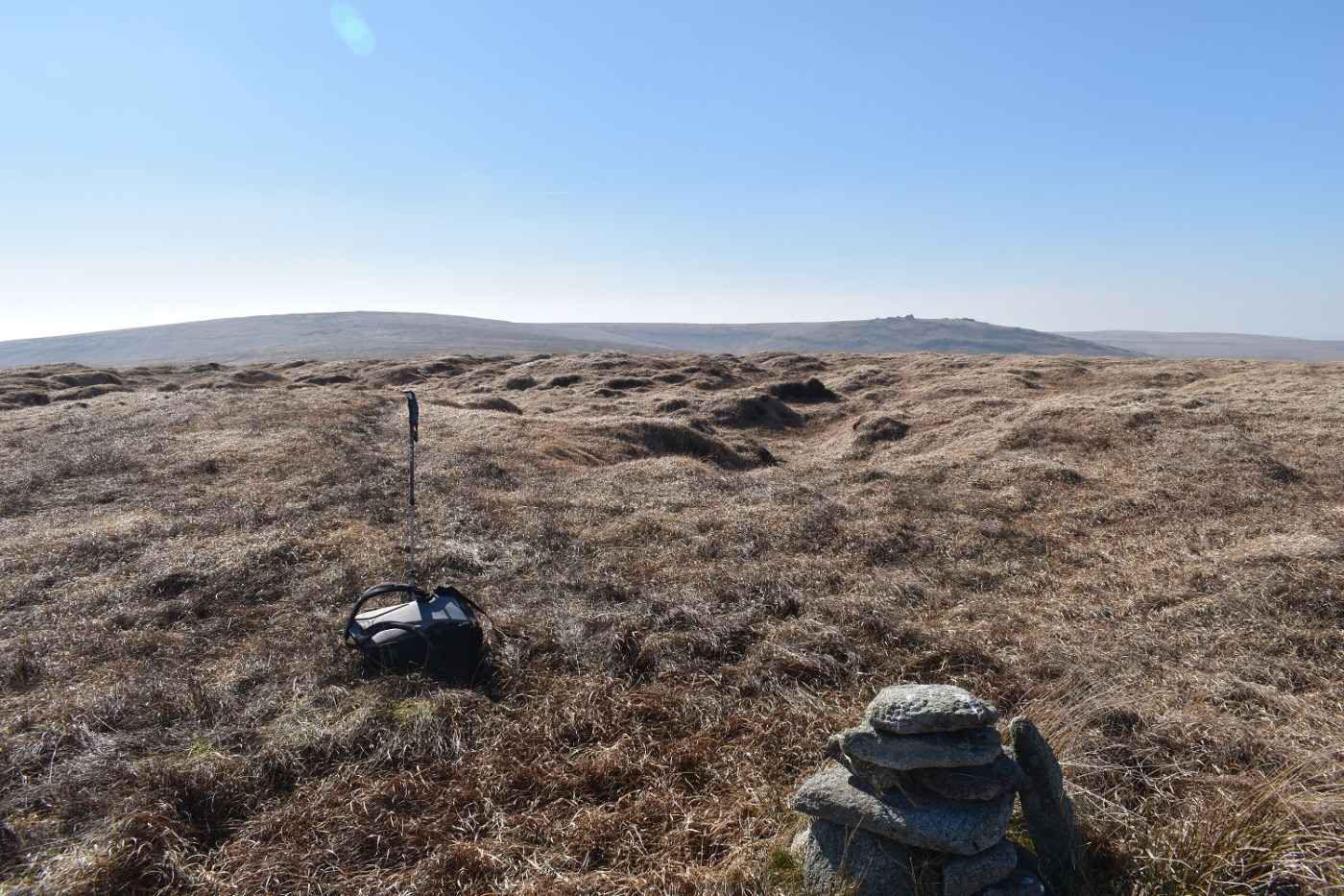 Sunshine at Cranmere Pool and Great Kneeset | treksandtors