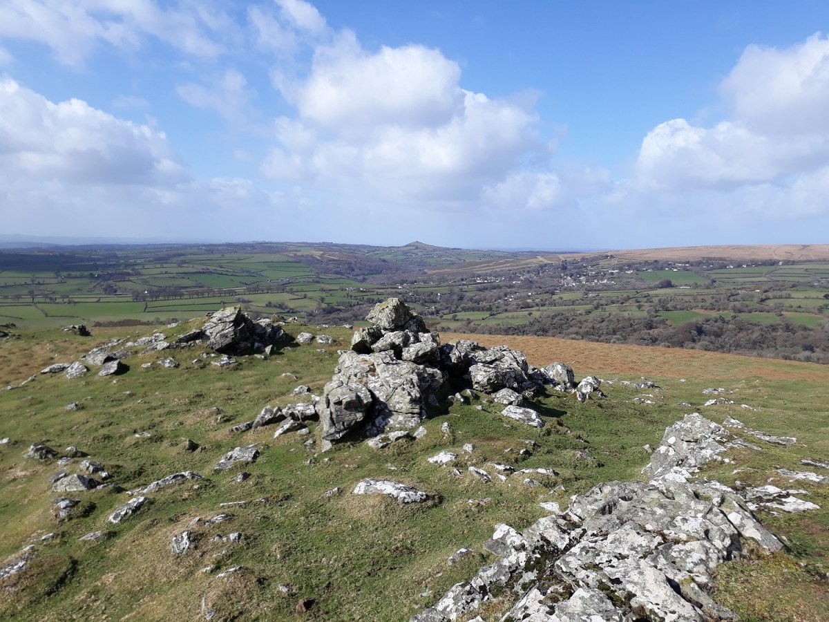 White Tor and Stephens Grave | treksandtors