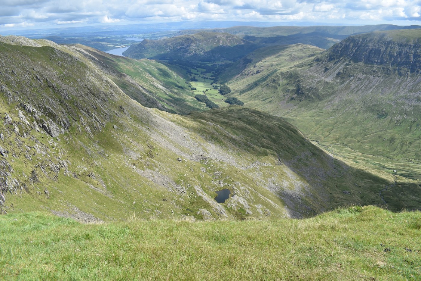 Dollywaggon Pike, Nethermost Pike and Helvellyn | treksandtors