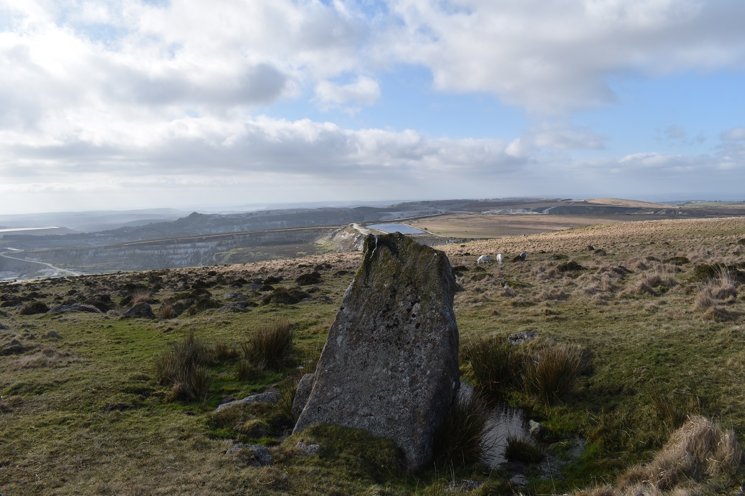 Hanging Stone | treksandtors